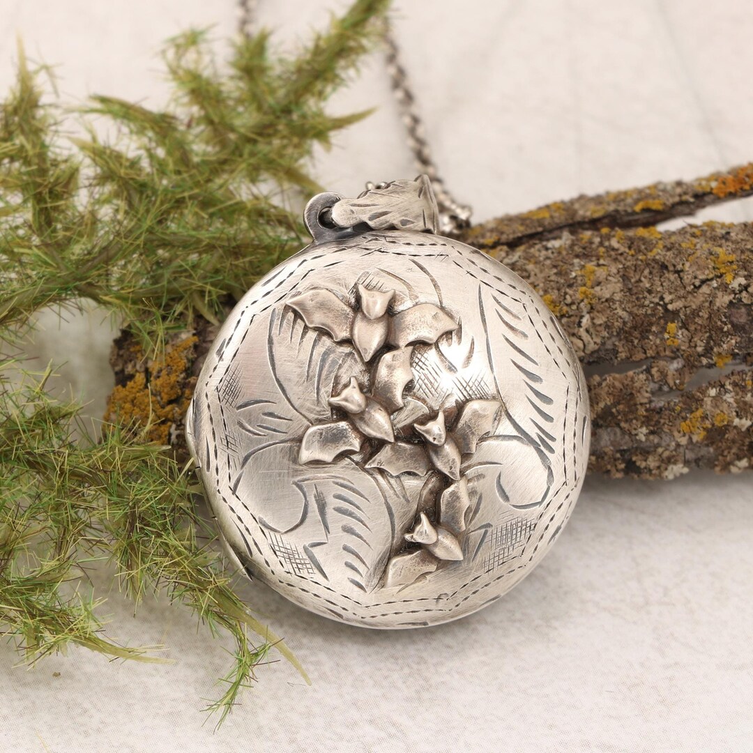 Bat Locket, Moon Locket, Bat Pendant, Locket Necklace, Bat Jewelry ...