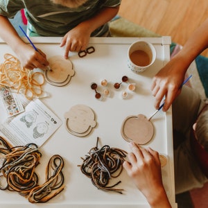 MAKE A FACE - Self-portrait Craft Kit - Diversity Lesson for Kids ...