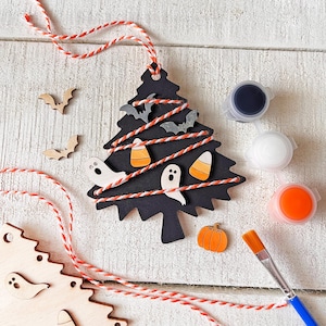 Halloween Tree Ornament Craft Kit: Candy Corn, Ghosts, Bats & Pumpkins ...