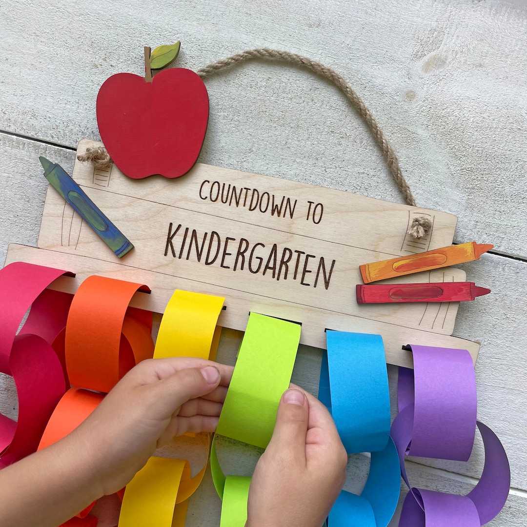 Countdown to Kindergarten - Bright or Pastel Rainbow Paper Chain Yarn ...