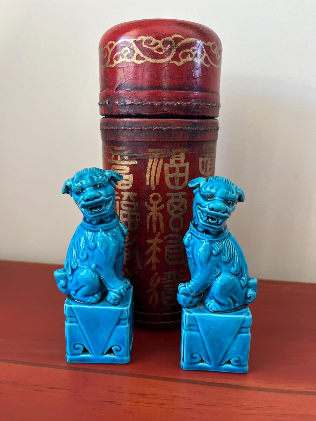 Vintage Pair of Foo Dogs Statues, Chinoiserie Decorative Chinese Fu ...