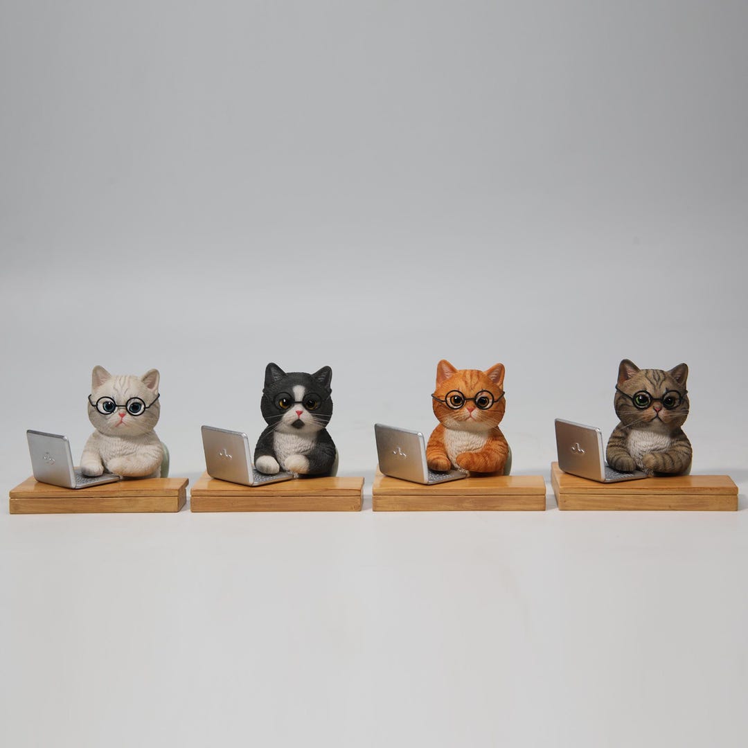 JXK Studio Custom Cat Figurine With Laptop | Personalized Pet Resin ...