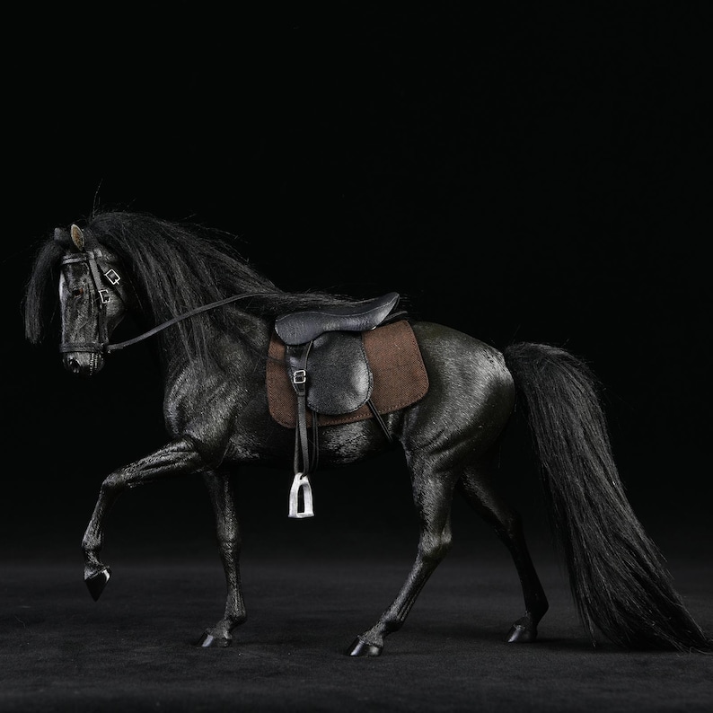 JXK Studio Handcrafted Resin Horse Figurine – Realistic Wildlife Statue ...