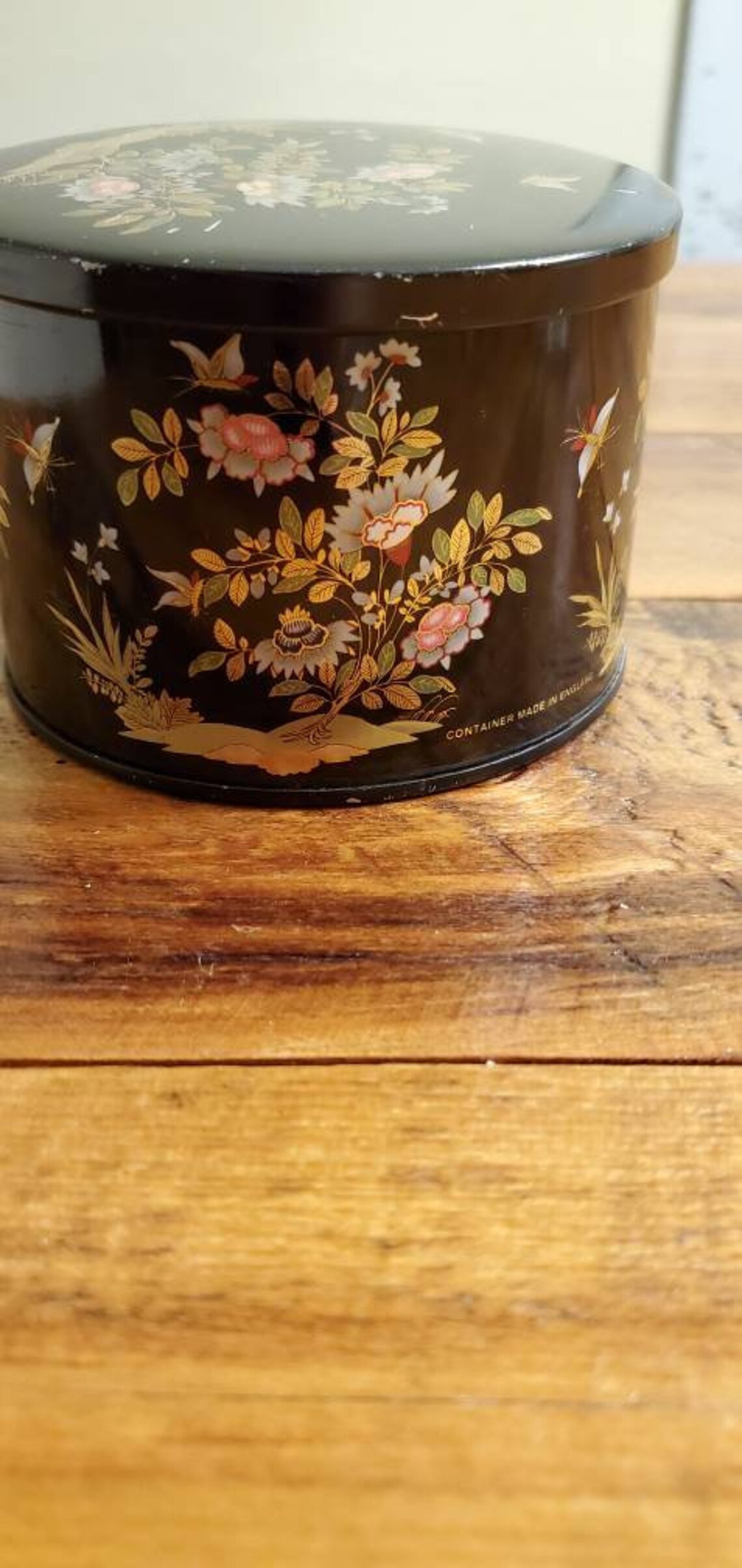 Vintage Asian Tin // Asian Storage Box, Vintage Tins - Etsy
