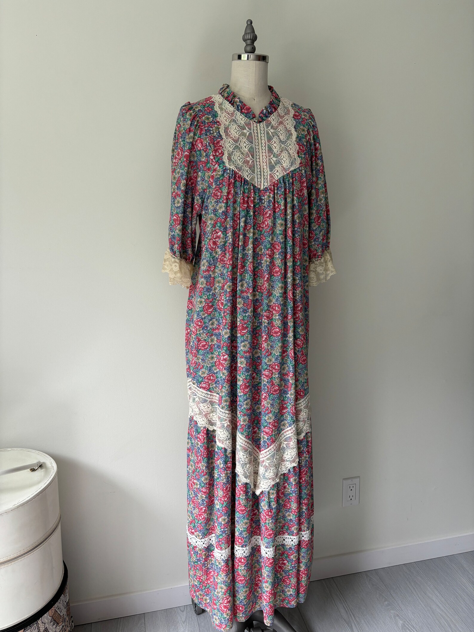 Cottagecore Dress / 70s Long Boho Dress / Vintage Garden Dress / Floral ...