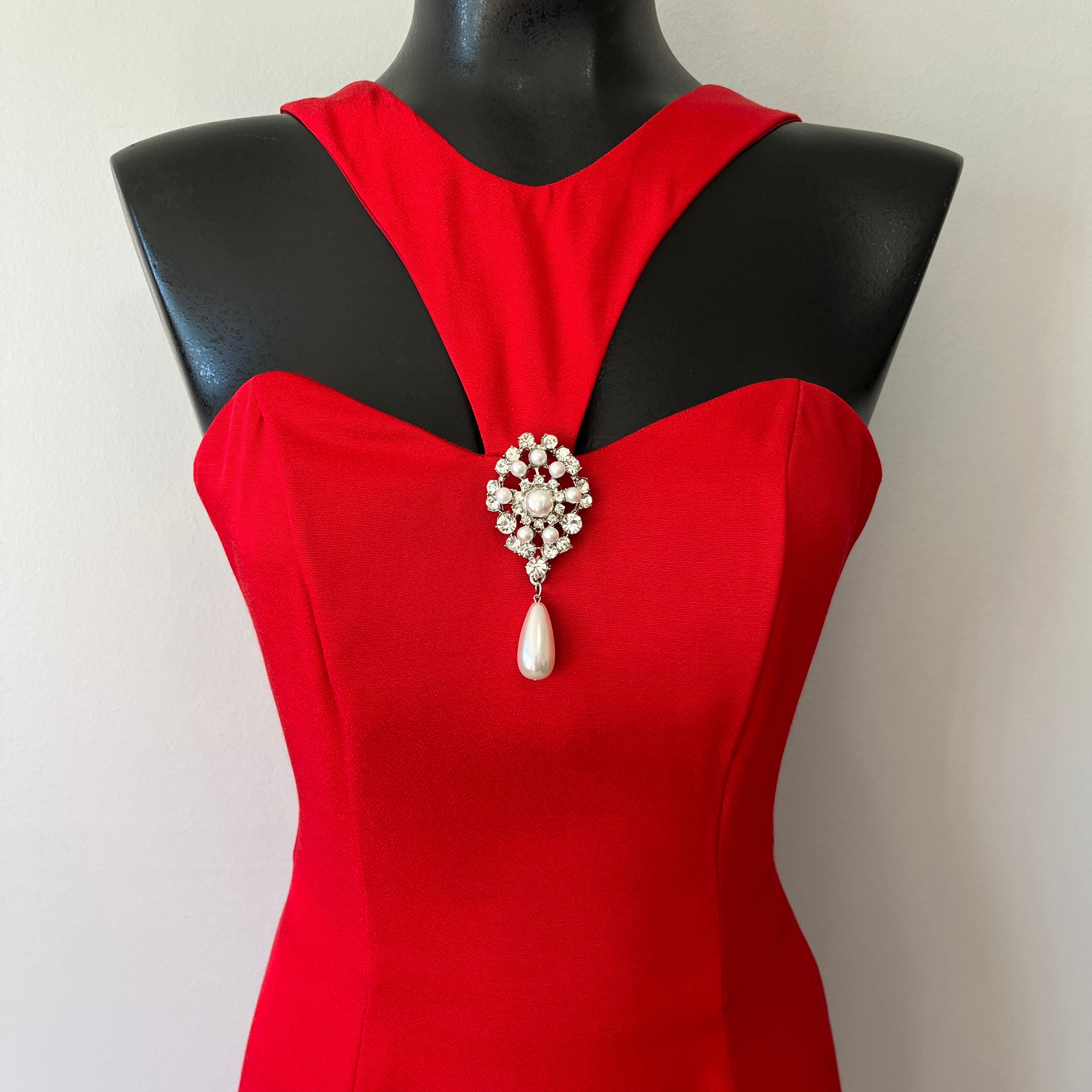 Red Vintage Gown / 80s Classy Sexy Dress / Diamond Brooch - Etsy Canada