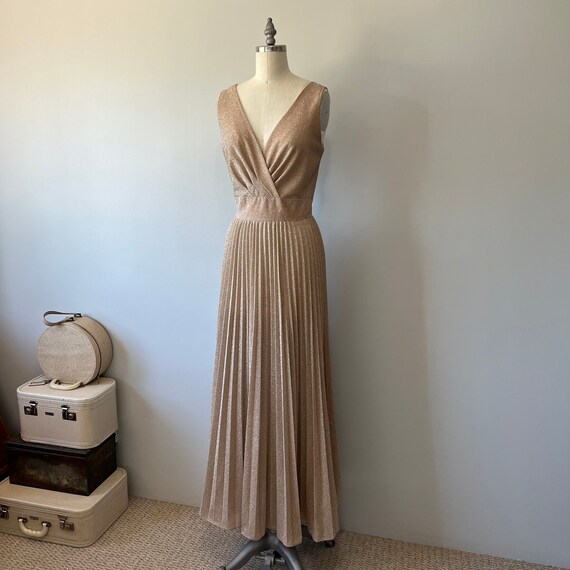 Vintage 60s Gown / Beige and Silver Metallic Material… - Gem