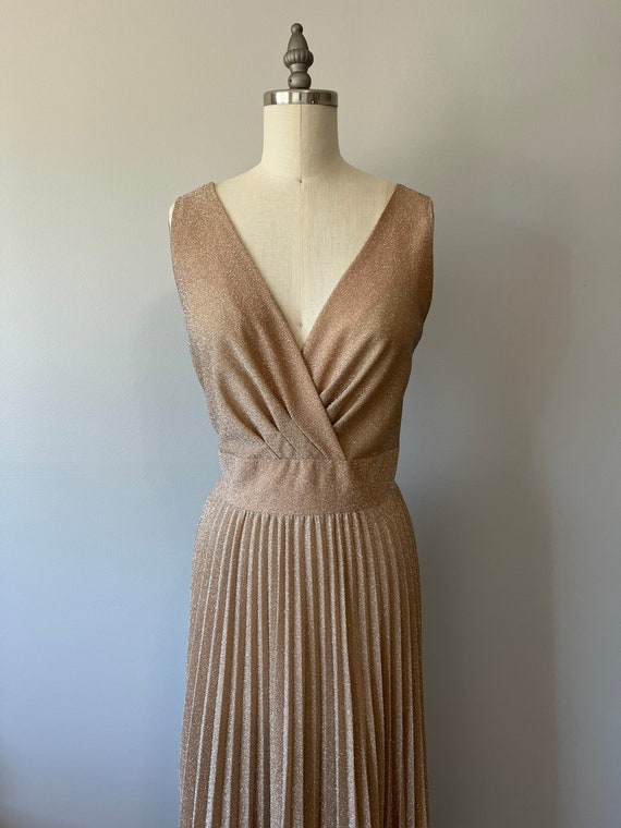 Vintage 60s Gown / Beige and Silver Metallic Material… - Gem