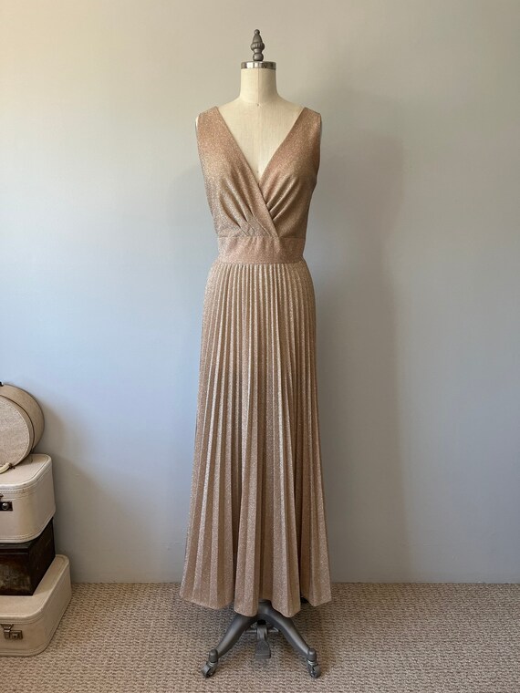 Vintage 60s Gown / Beige and Silver Metallic Material… - Gem