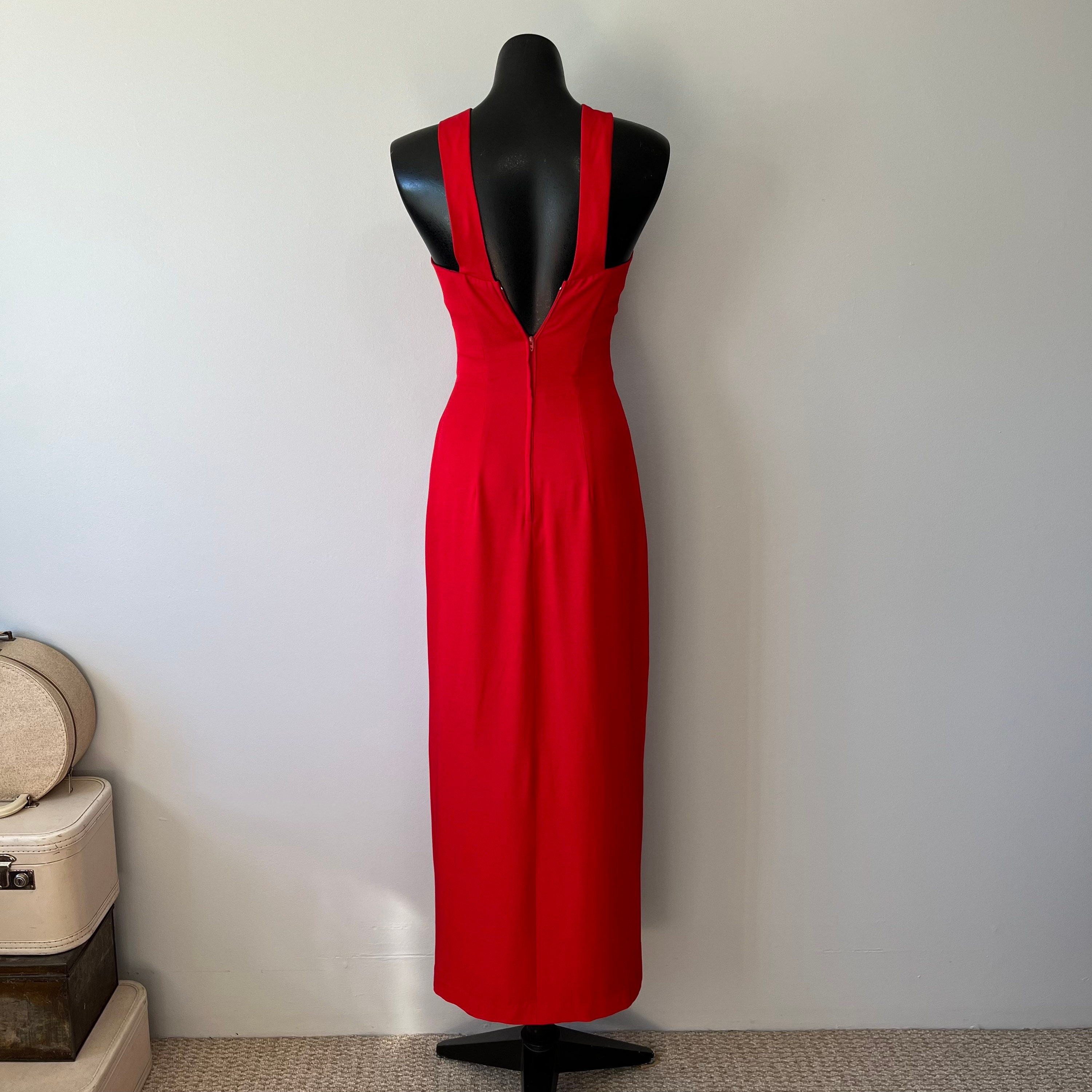 Red Vintage Gown / 80s Classy Sexy Dress / Diamond Brooch - Etsy Canada