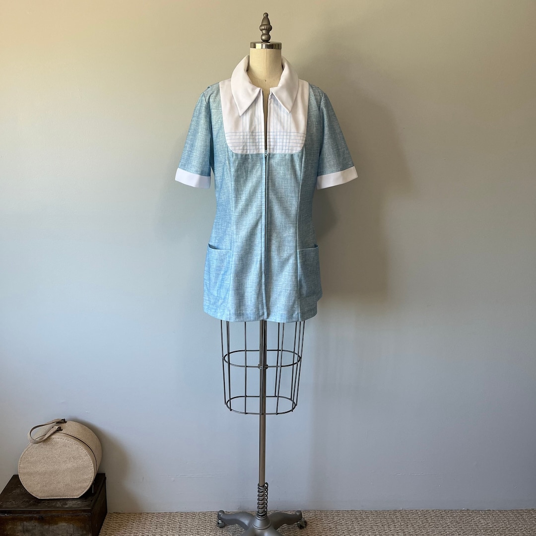 Blue White Uniform Top / Vintage 70s Shirt / Nursing or Waitress ...