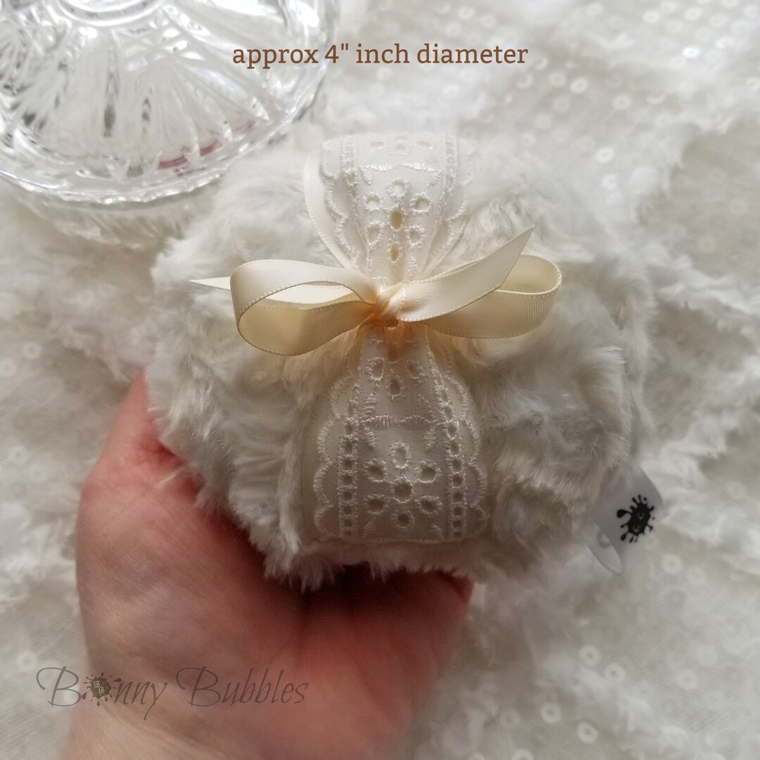Body Powder Puff, Cream and Eyelet Lace for Dusting Powders, Retro ...
