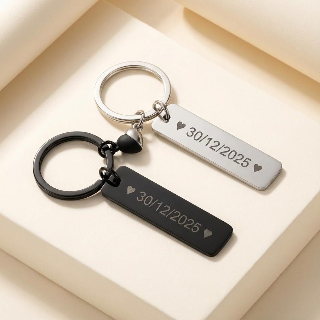 Custom Couple Keychain Personalized Gift for Boyfriend Girlfriend Heart ...