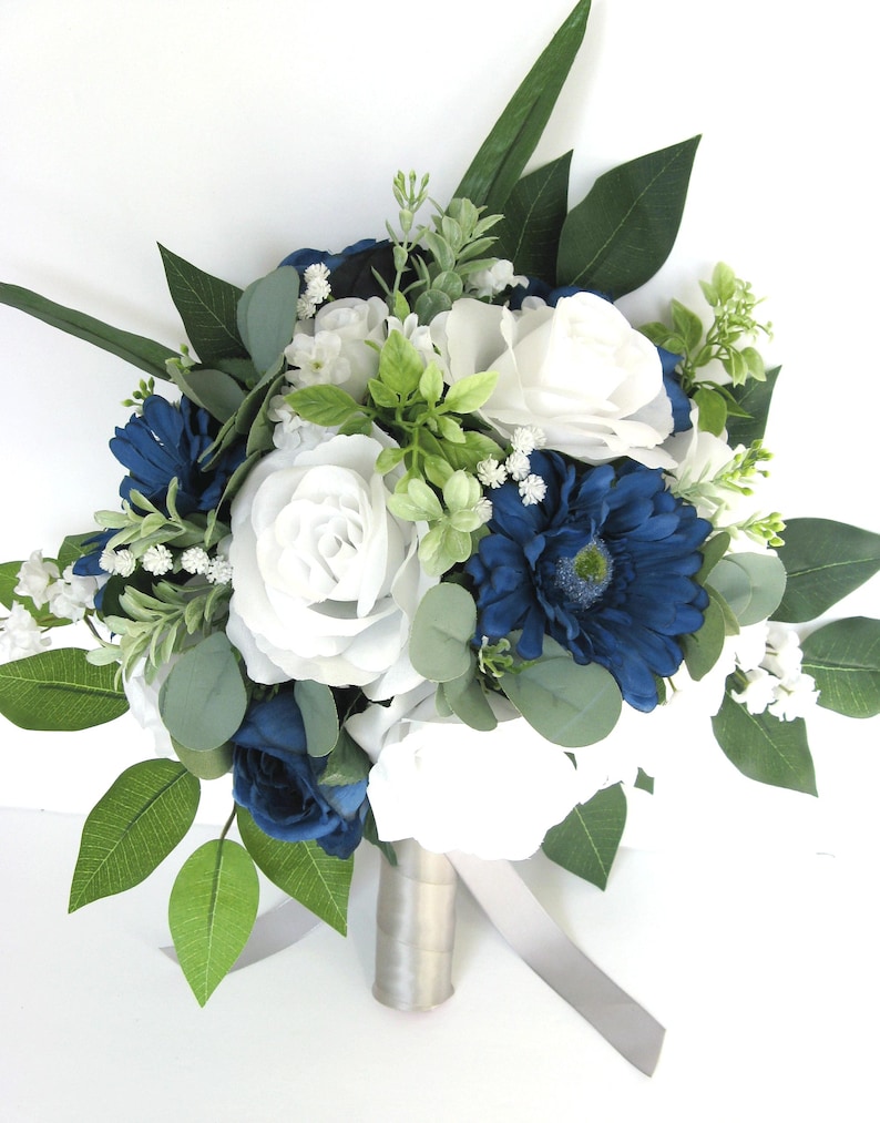 Navy & White Faux Bridal Bouquet: Modern Silk Wedding Flowers - Etsy