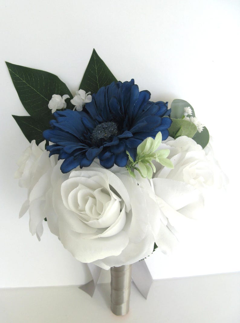 Navy & White Faux Bridal Bouquet: Modern Silk Wedding Flowers - Etsy