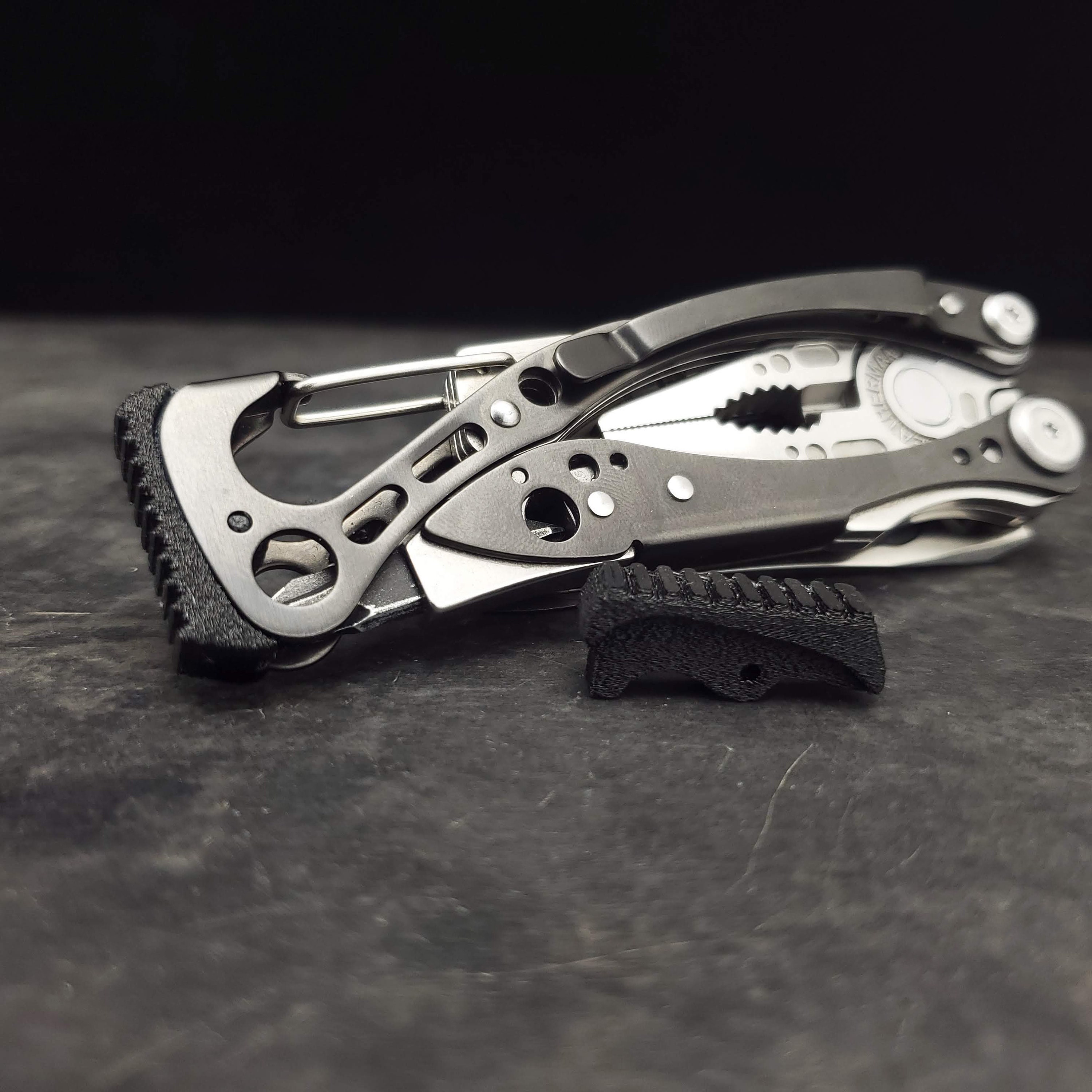 Ferro Fire Hammer - Hard Rubber Hammer for the Leatherman Skeletool ...