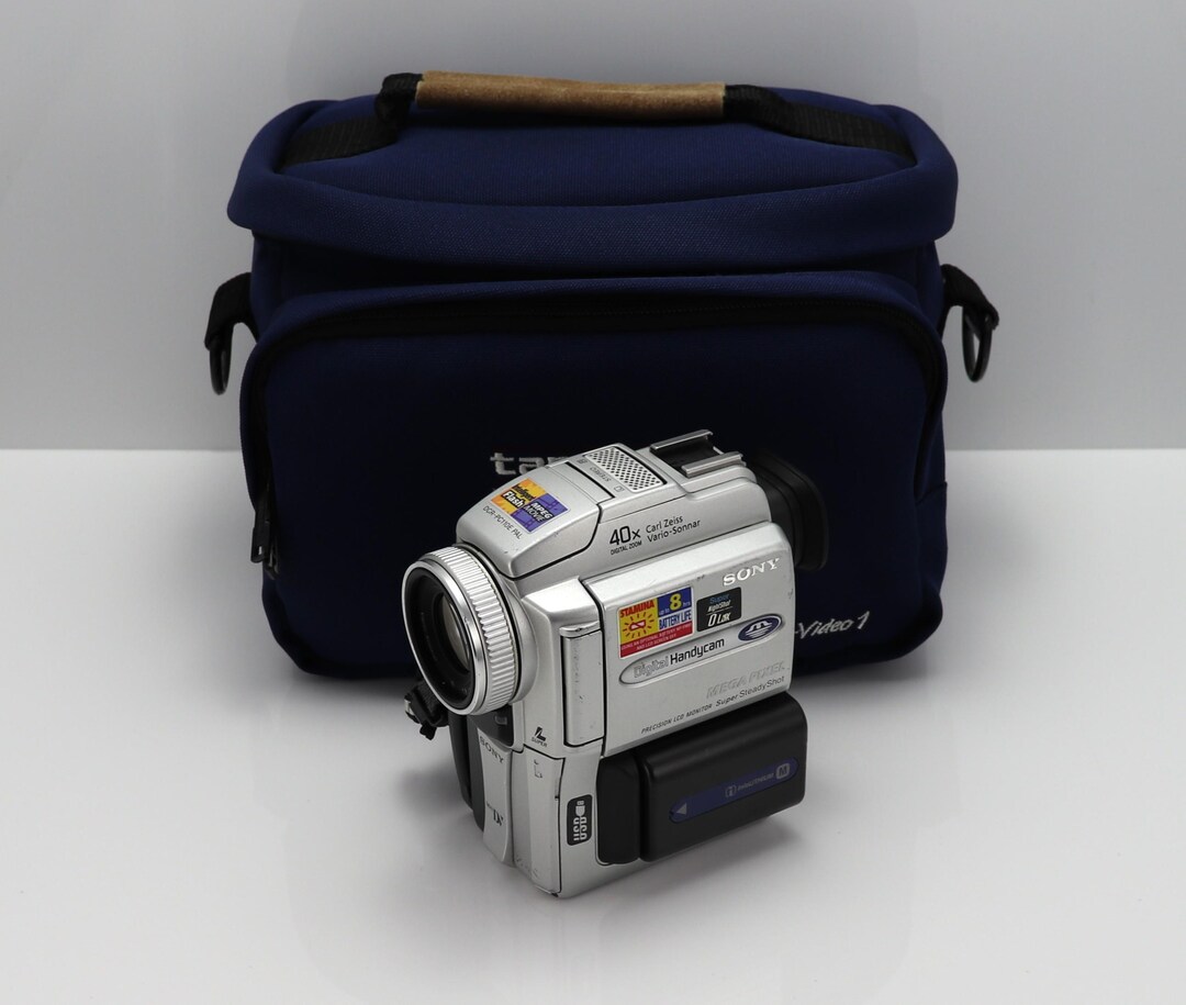 Sony Handycam DCR-PC110E Camcorder Mini DV Digital Tape Video Camera - Etsy