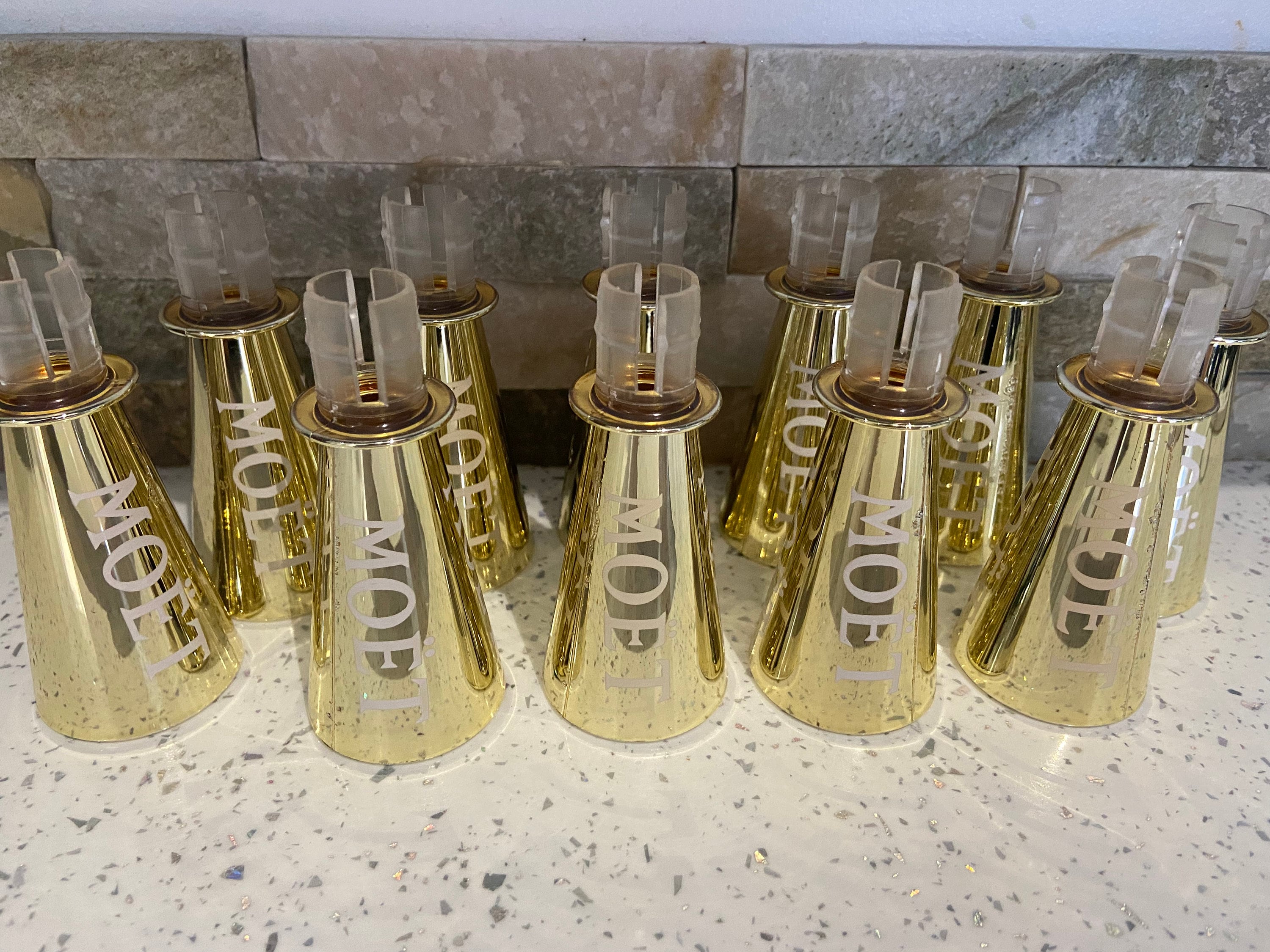 Moet & Chandon Champagne Gold Mini Sippers X10 - Etsy