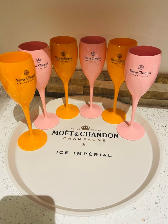 Champagne & Coupe Glasses Kitchen & Dining Moet & Chandon Champagne ...