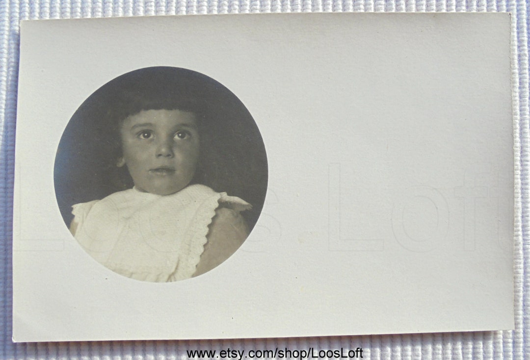 Antique Vignette Photo Postcard of a Young Child - Etsy