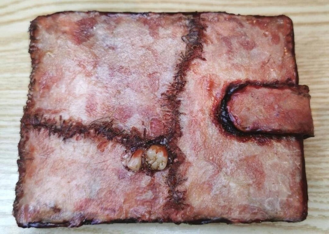 Fake Human Skin Wallet Ed Gein Leatherface Texas Chainsaw Massacre ...