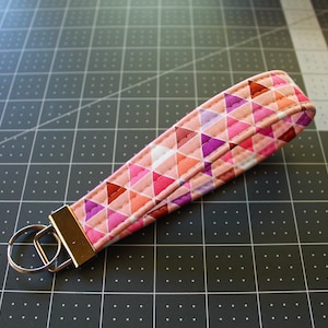 Triangles Key Fob - Etsy