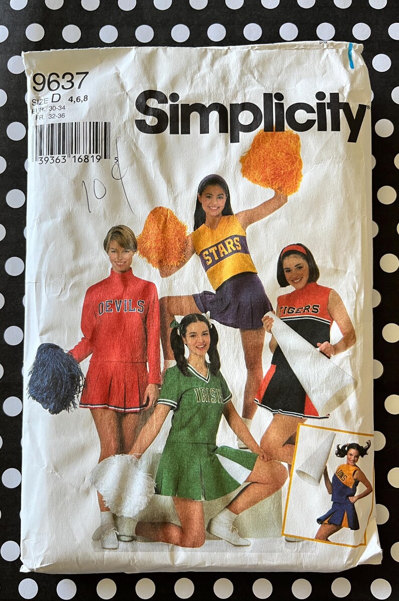 Juniors Cheerleading Outfits Simplicity Sewing Pattern 9637 Sizes 4 to ...