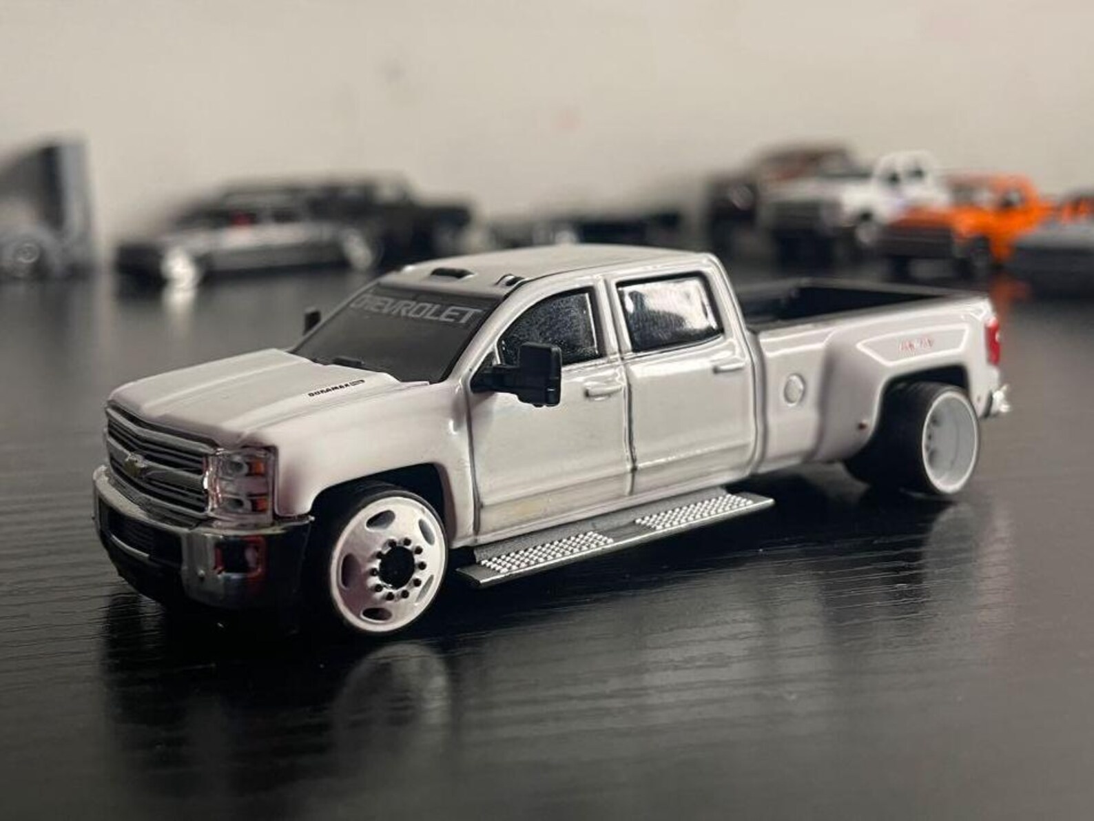 Set of 1/64 Dually Old School 5 Holes With Tires (traditional Dually ...