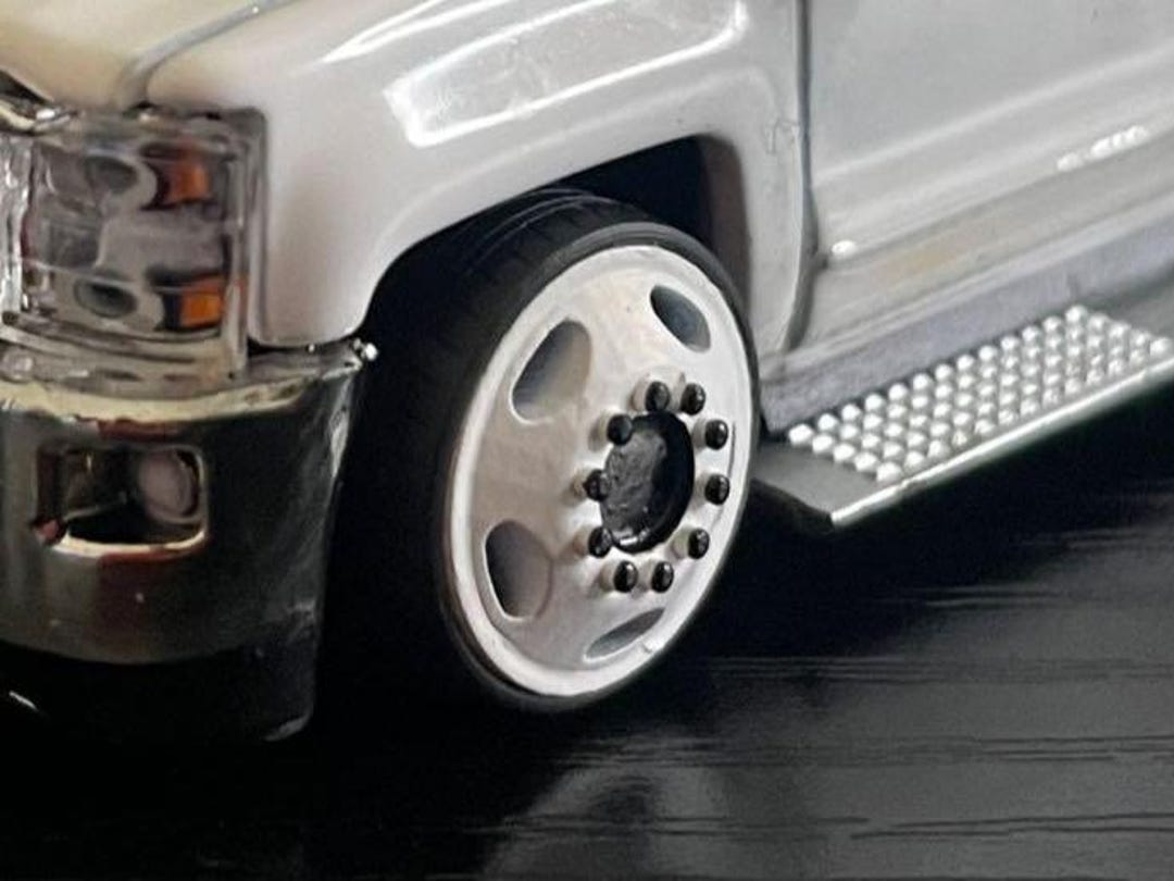 Set of 1/64 Dually Old School 5 Holes With Tires (traditional Dually ...