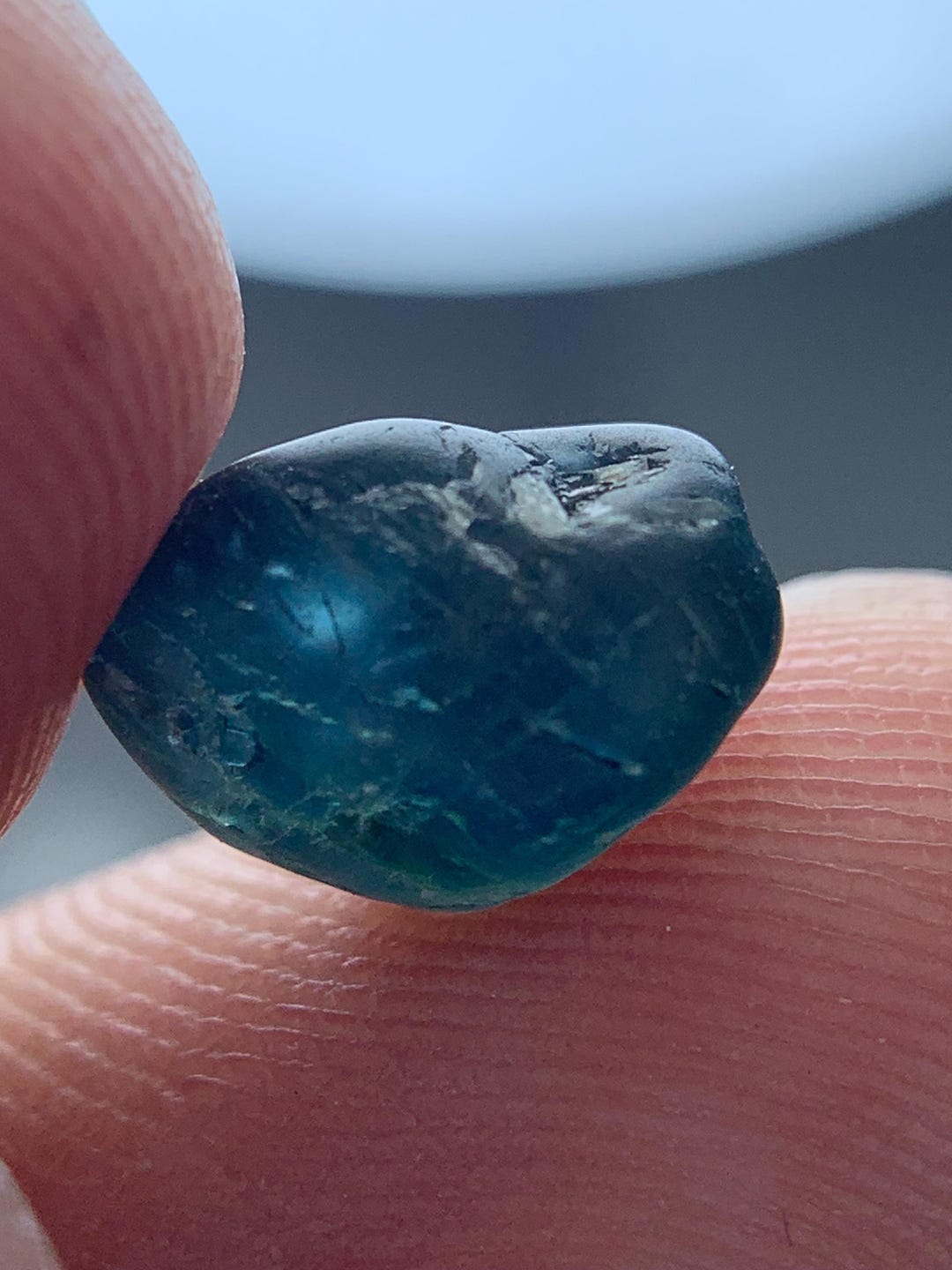 3.65 Crts Stunning Facet Grade Blue & Green Teal Sapphire Rough Piece ...