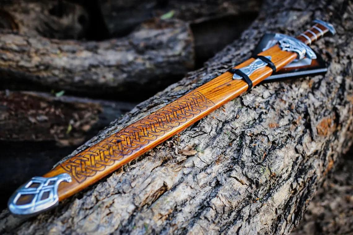 Handmade VIKING Sword Real Damascus Steel Northman Sword Beautiful Gift ...