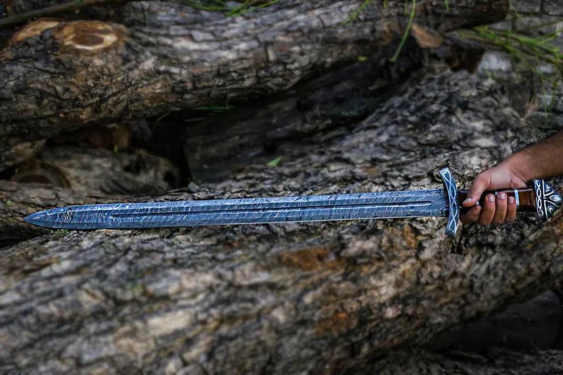 Handmade VIKING Sword Real Damascus Steel Northman Sword Beautiful Gift ...