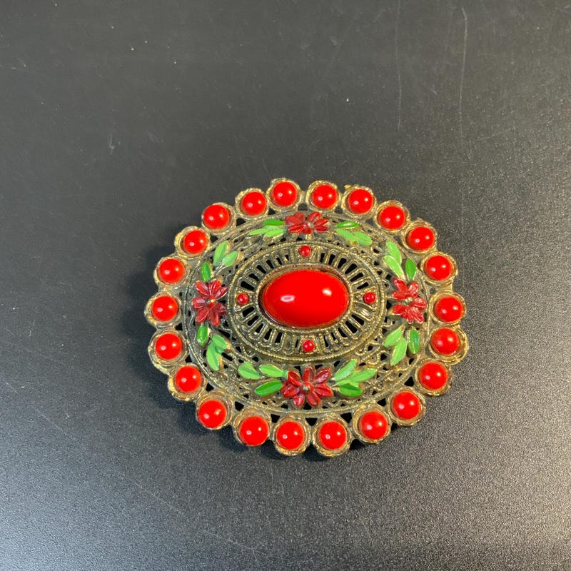 Little Nemo Brooch - Etsy