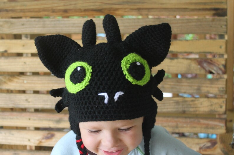 Made to Order Crochet Toothless Dragon Hat How to train your | Etsy