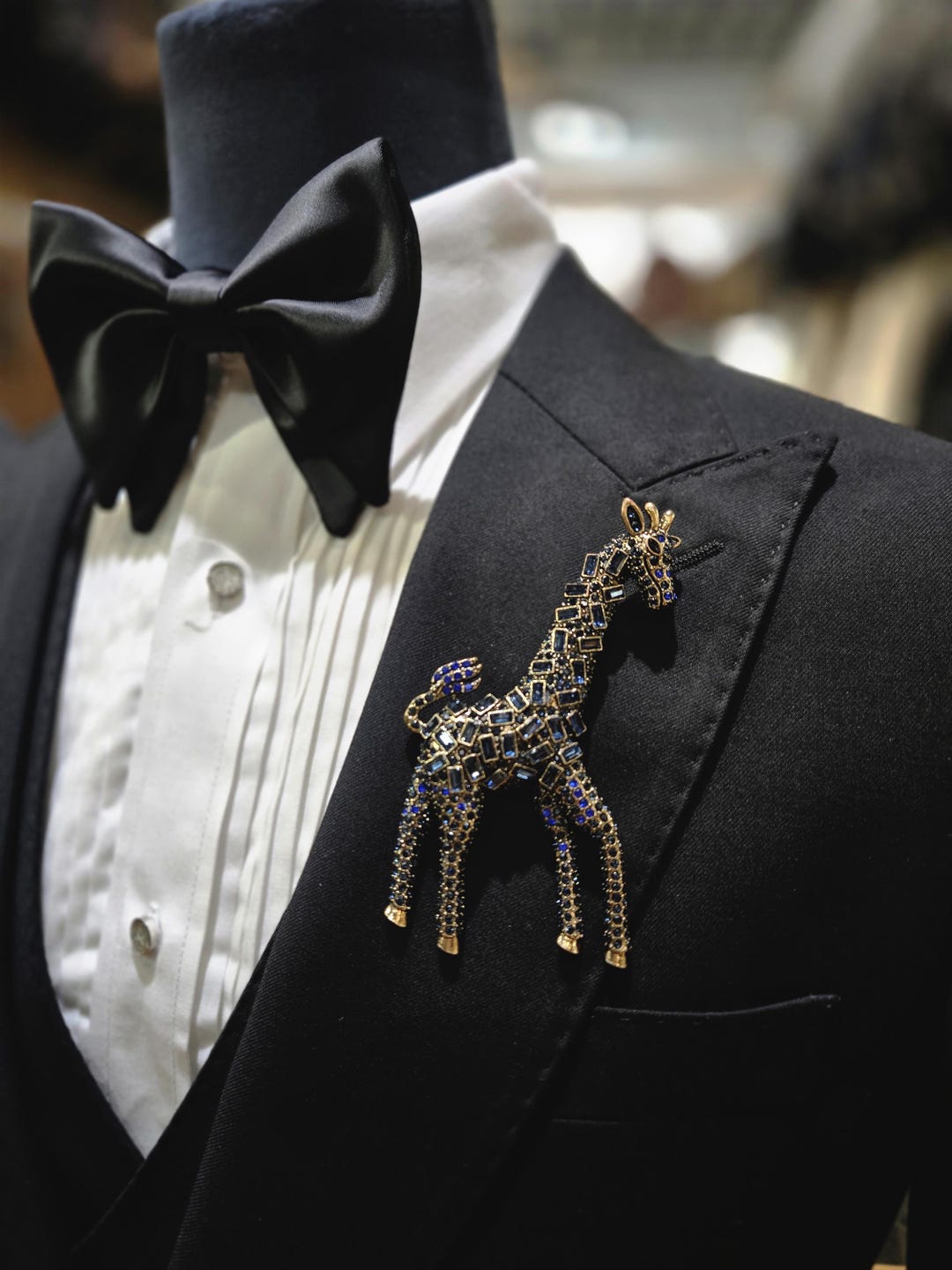 Royal Blue & Gold Giraffe Brooch Pin: Luxe Lapel Accessory - Etsy