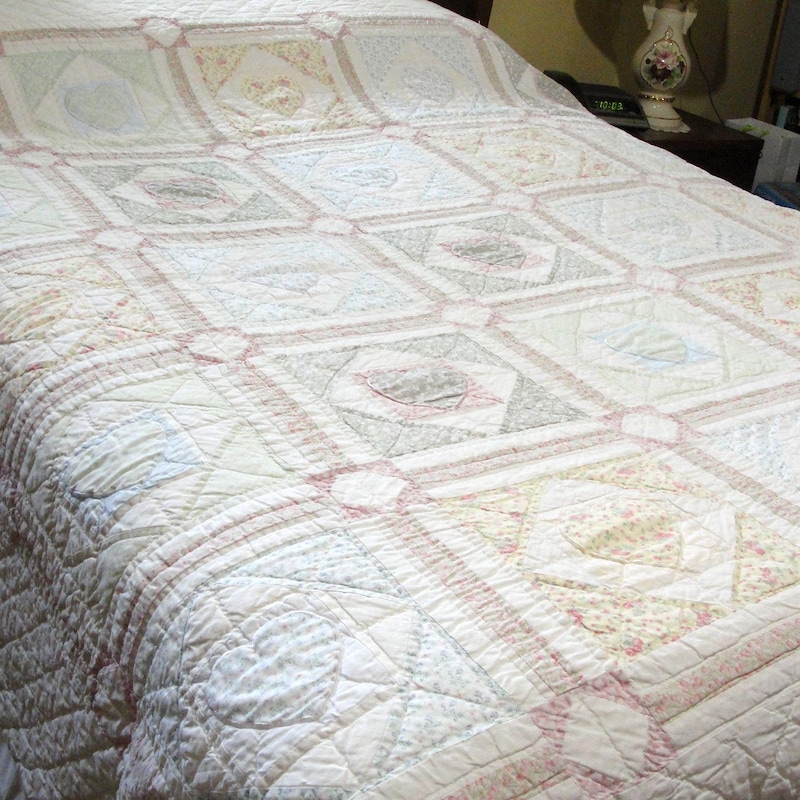 Pastel Quilt - Etsy