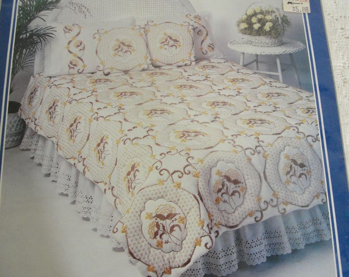 Vintage Quilt Blocks Stamped to Embroider or Paint Kit - Floral Scroll ...