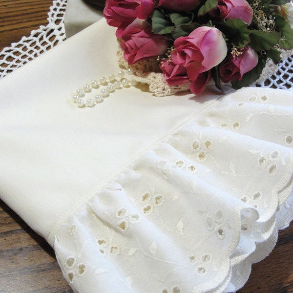 Eyelet Bedding - Etsy