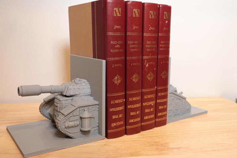 Grimdark Tank Bookends, Sci-fi Tabletop Inspired Book Holders, 3D ...