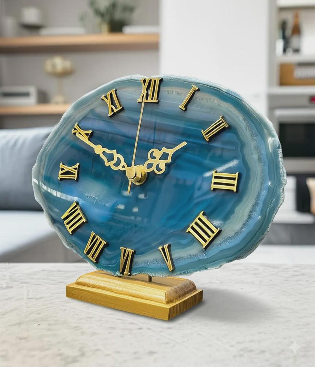 Natural Agate Desk Clock With Gold Roman Numerals – Handcrafted Crystal ...