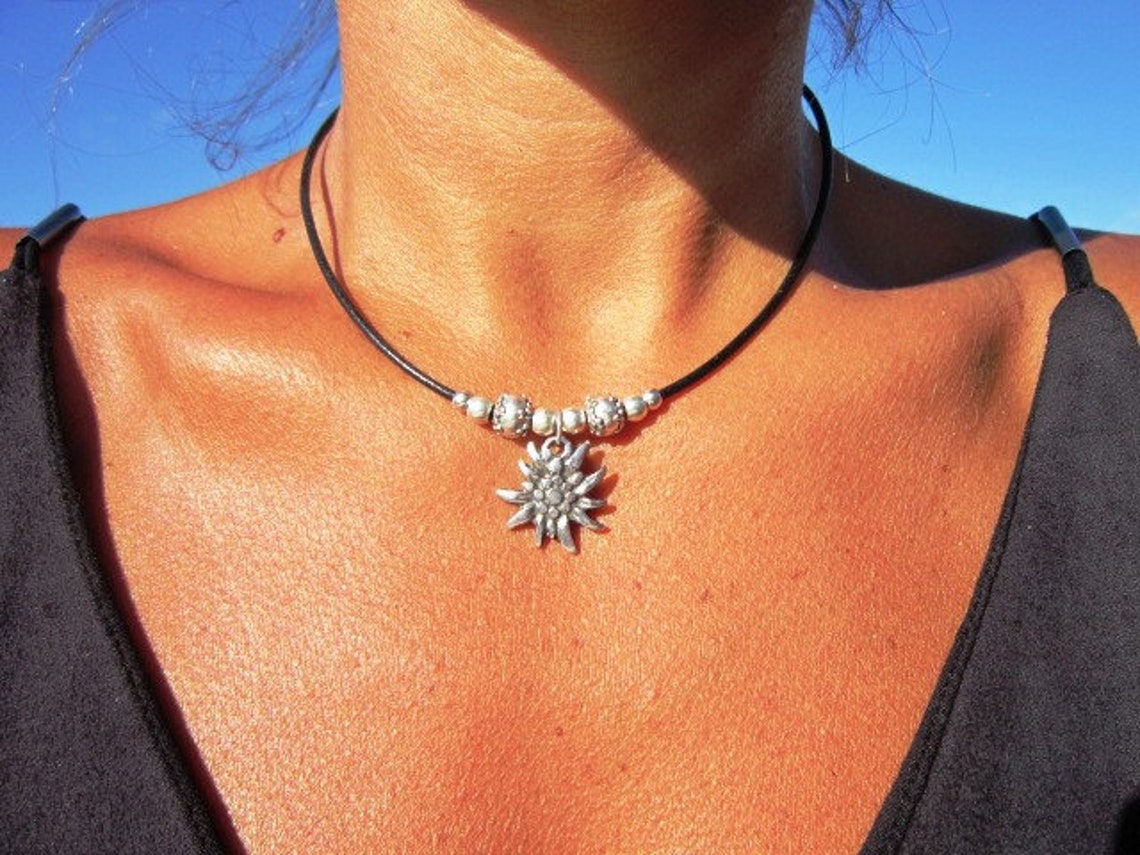 Edelweiss flower choker minimalist necklace Women's | Etsy