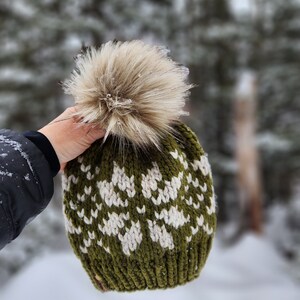 KNITTING PATTERN - the Snowflake Hat, Super Bulky Knit Hat Pattern - Etsy
