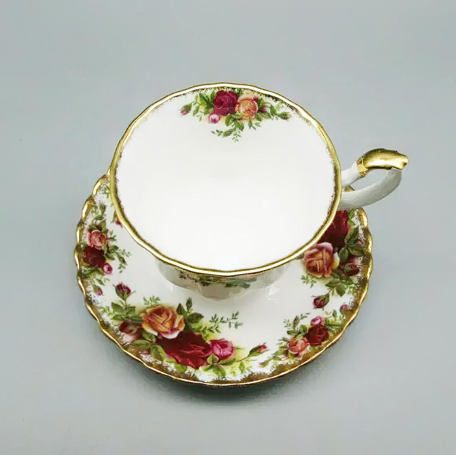 Royal Albert Old Country Roses Dinnerware. 5-piece Place Setting. Made ...