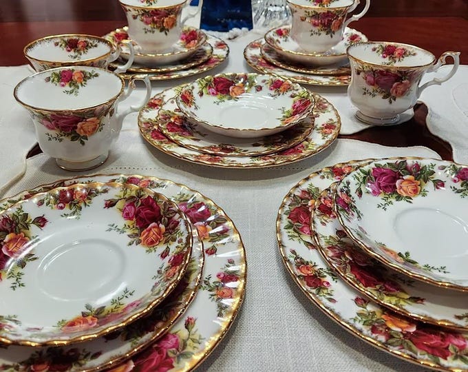 Royal Albert Old Country Roses Dinnerware Set. Vintage. Made in England ...