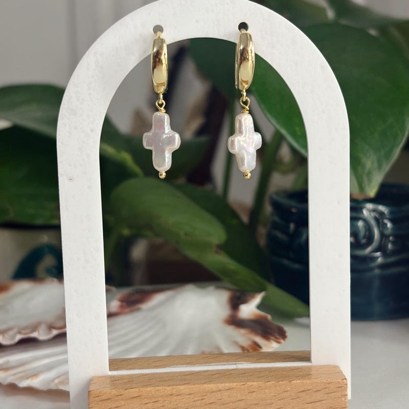 Beachy Gold Hoop Earrings - Etsy