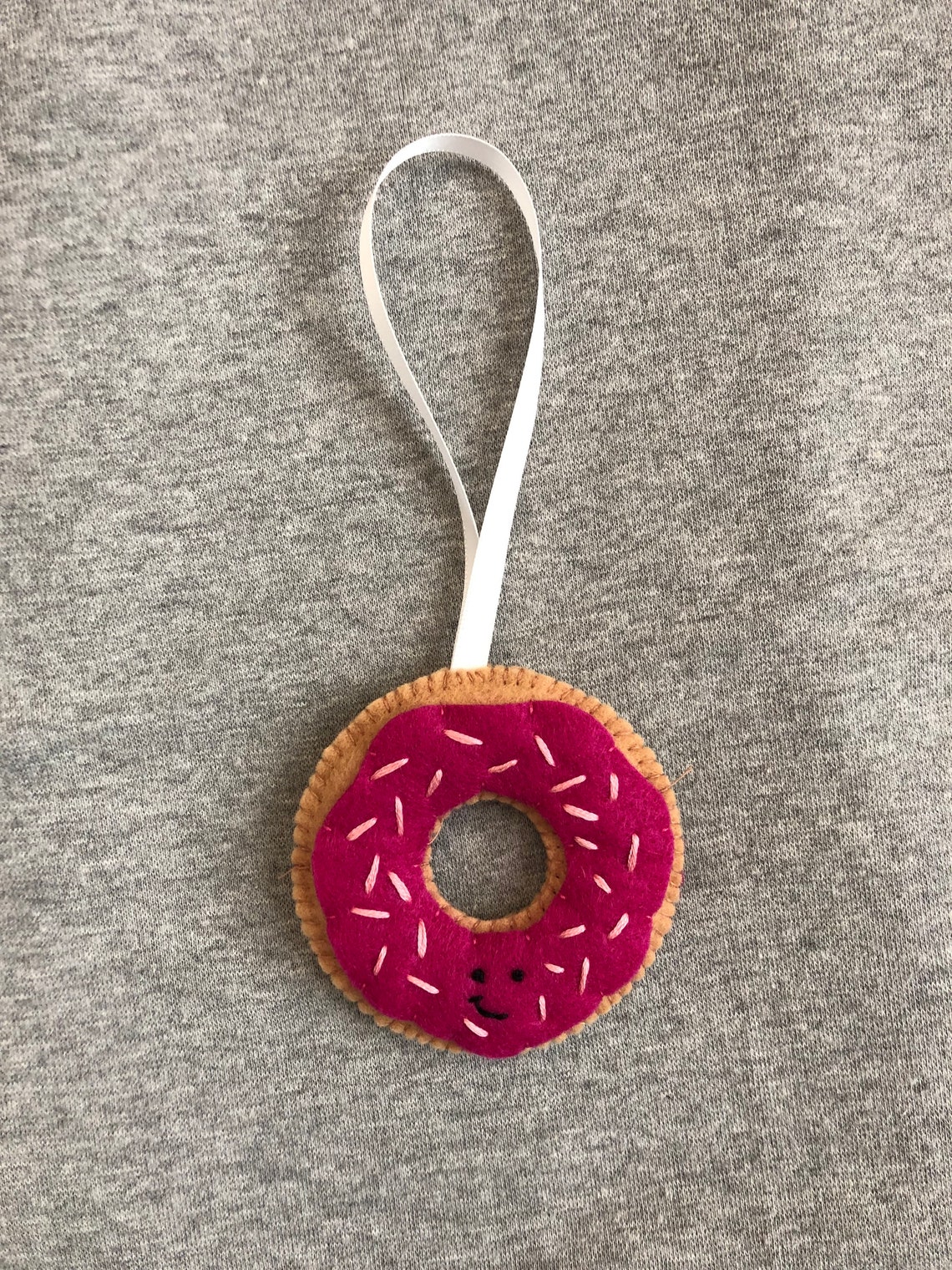 Donut With Sprinkles Christmas Ornament in Pink Felt | Etsy