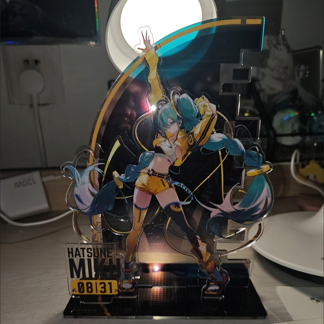 Hatsune Miku Acrylic Standee & Badge Set – Future Sound Concert Ver ...