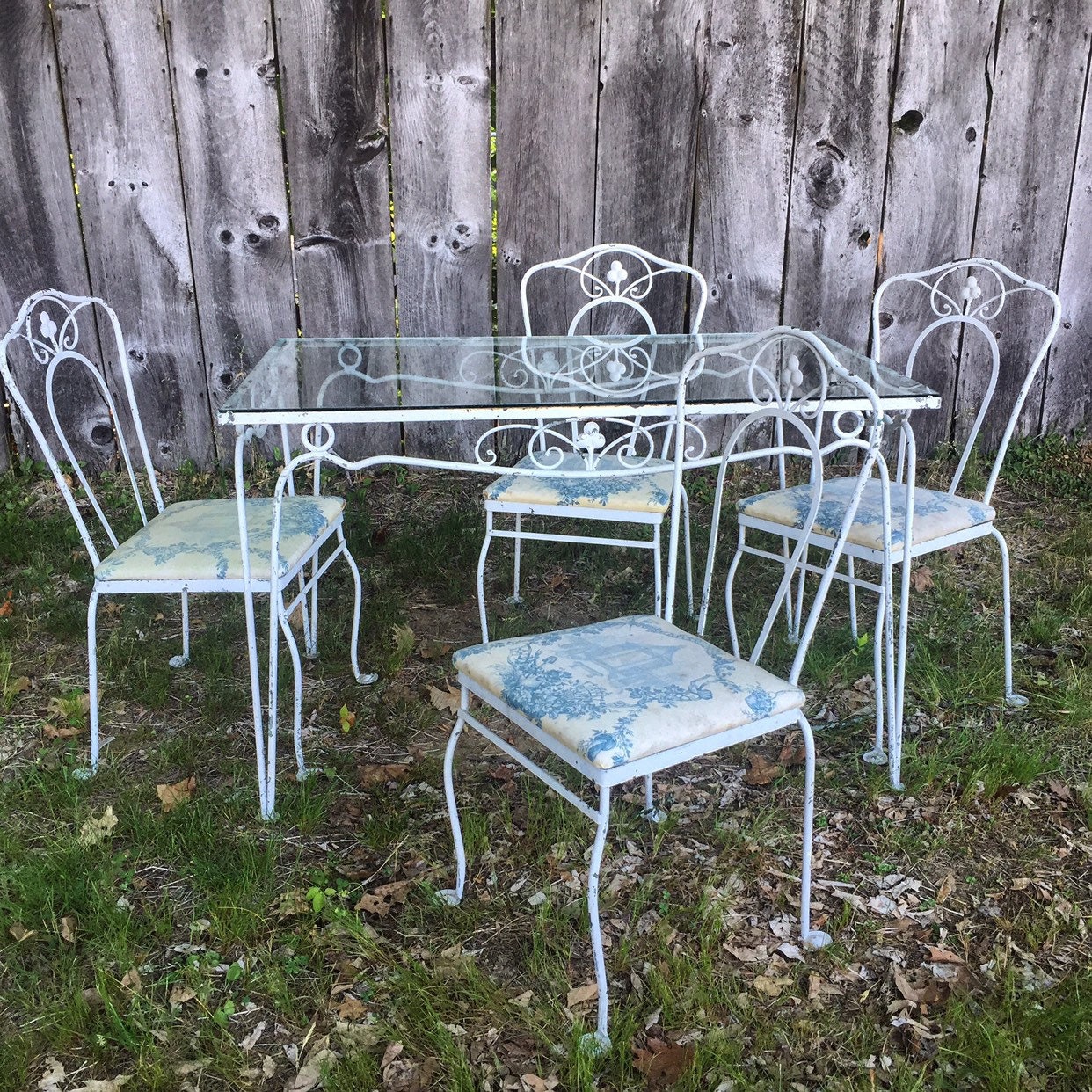 Salterini Wrought Iron Table and Four Chairs Salterini 48 X 30 Chippy White Paint Absolutley Fabulous Etsy