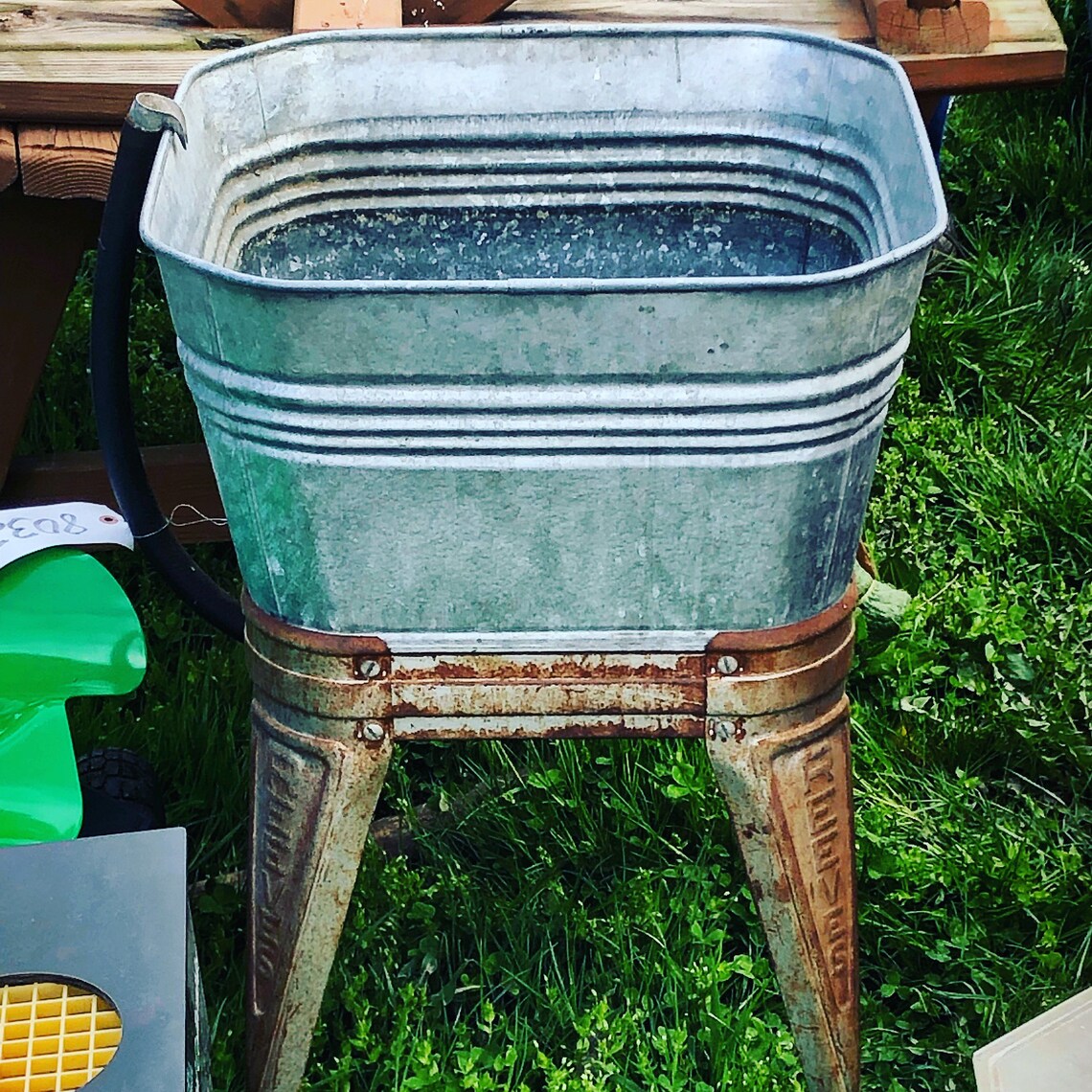 Galvanized Washtub / Reeves / Wash Stand | Etsy