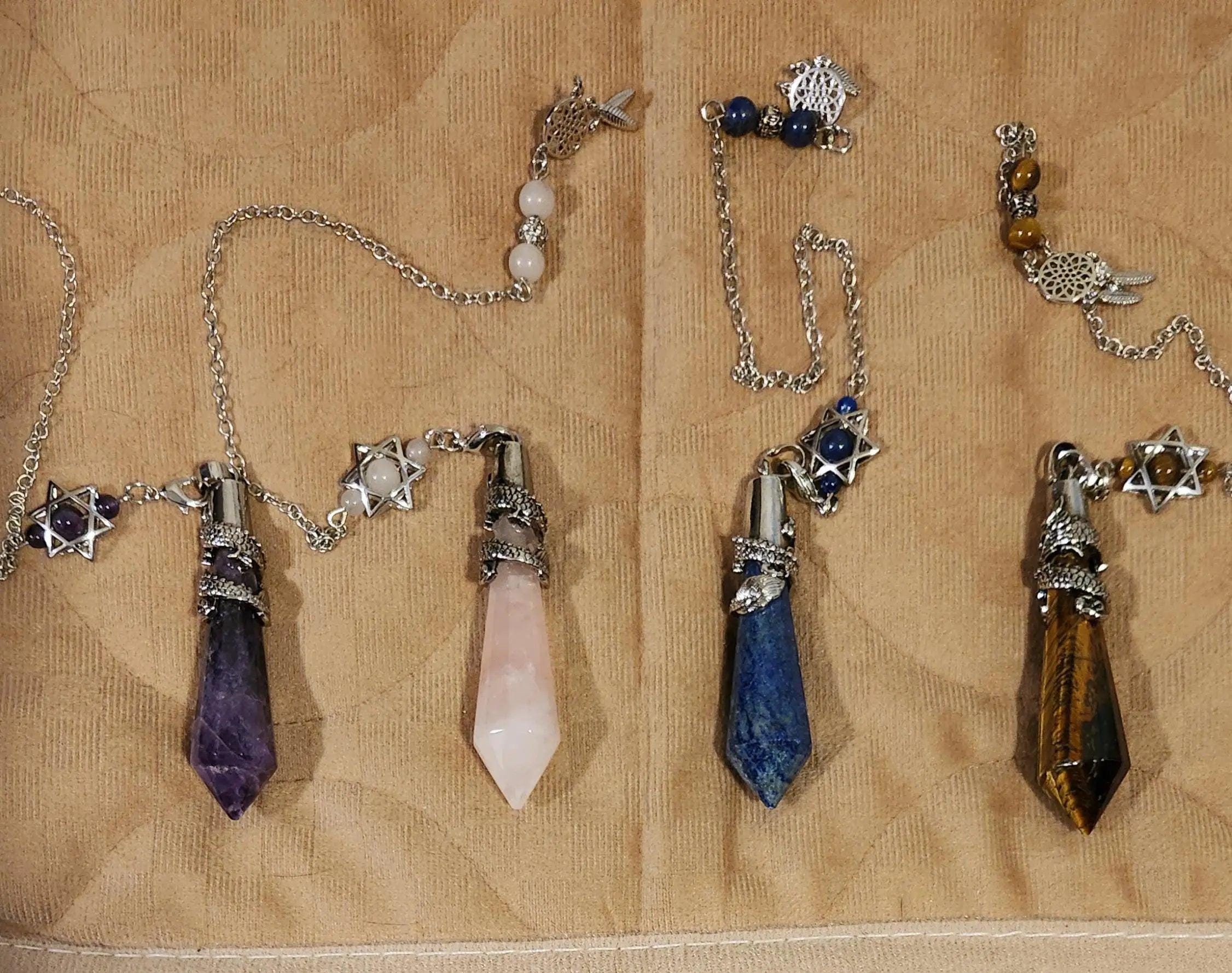 Divination Crystal Pendulums - Natural Heart & Throat Chakra Healing ...